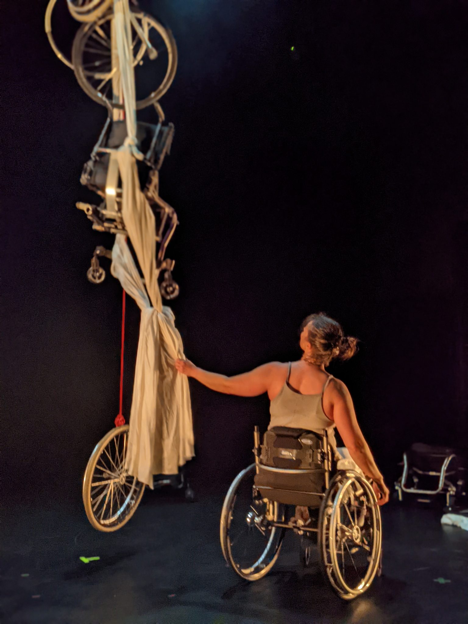 About - Undercover Artist